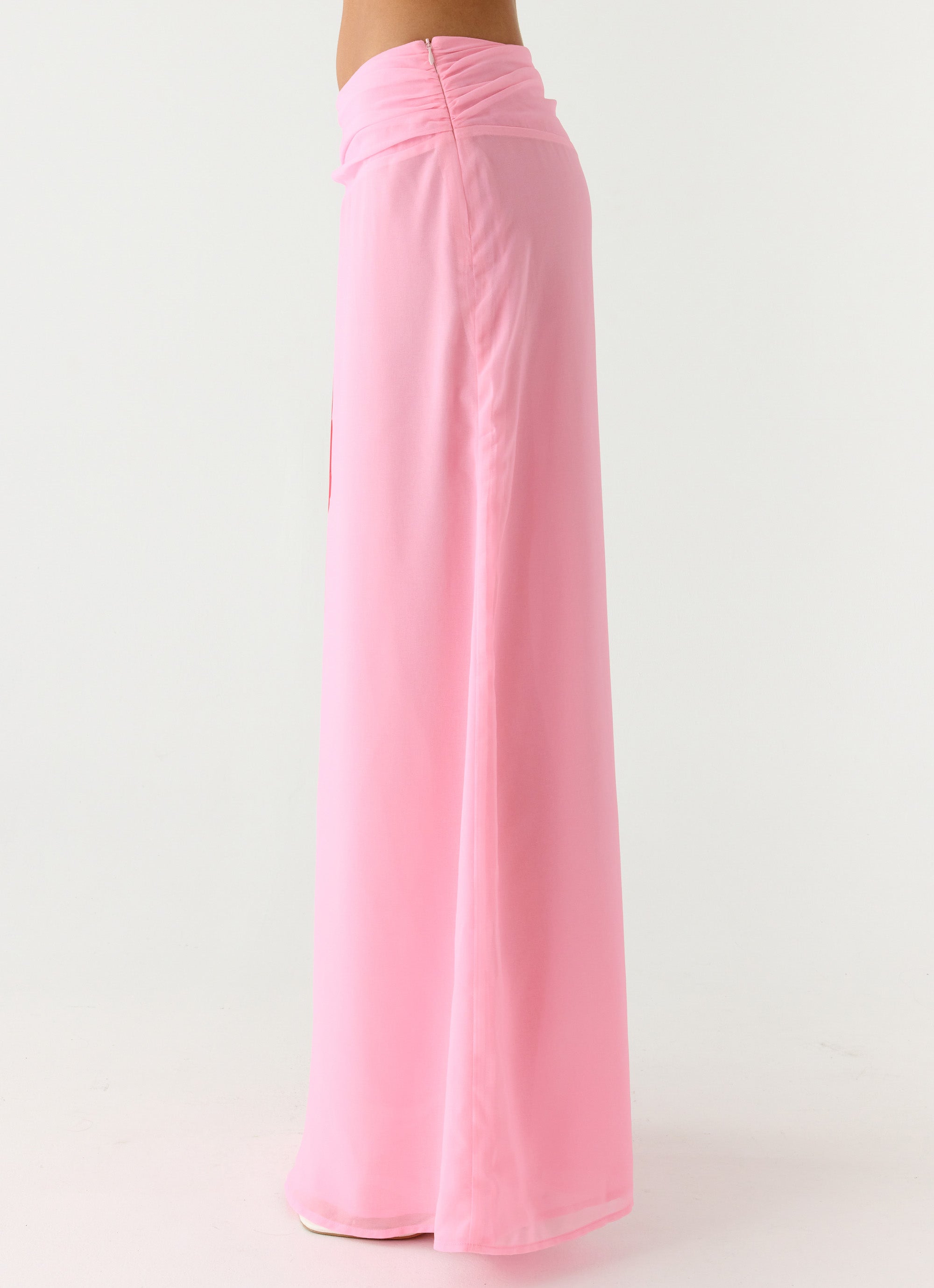 Blushing Bloom Maxi Skirt - Baby Pink – Peppermayo US