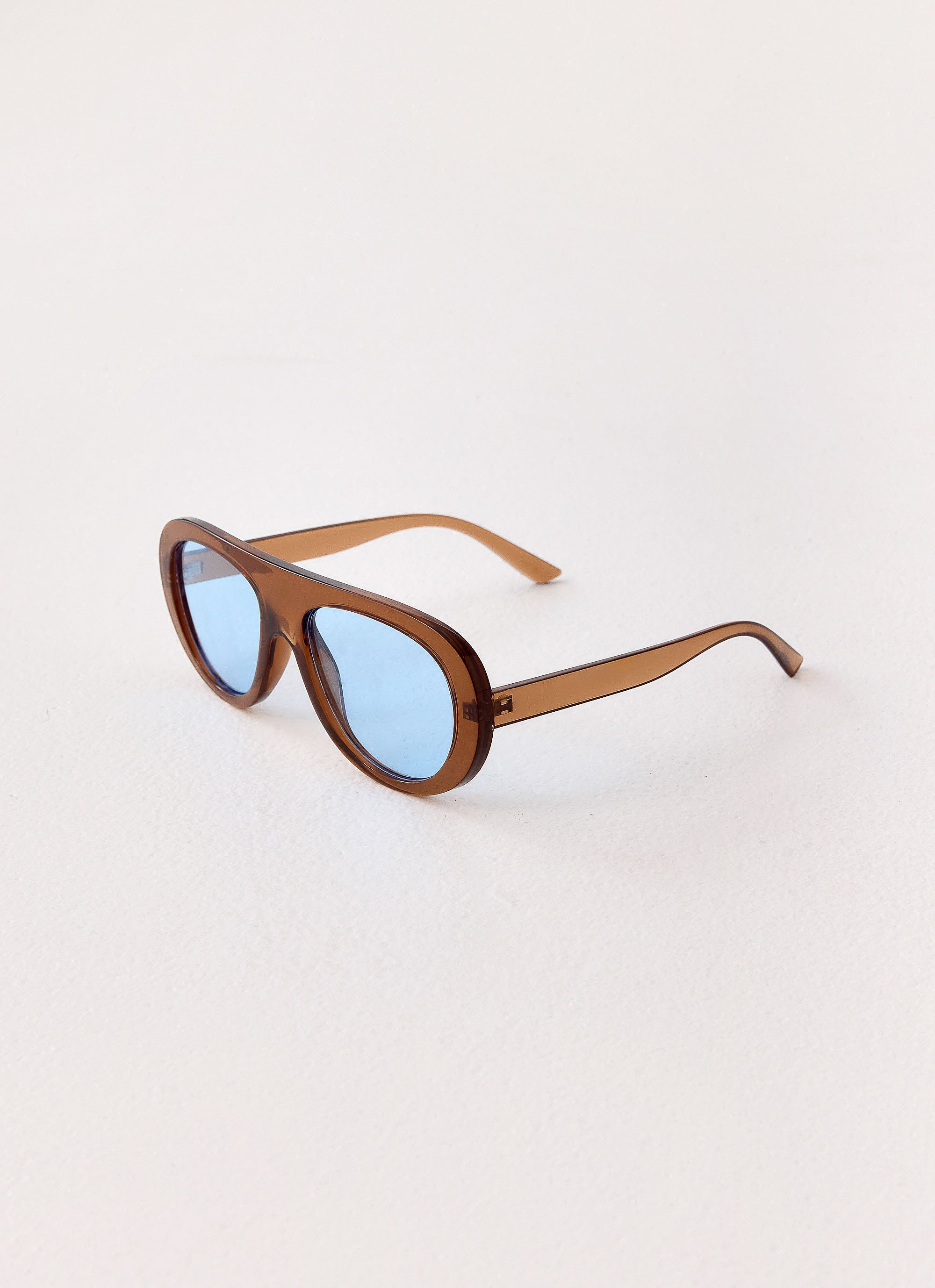 Sunburn Shades Sunglasses - Brown – Peppermayo US